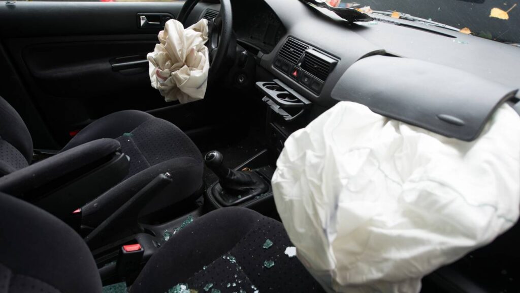 Airbag em milissegundos: a ciência por trás dos sensores e da reação ...