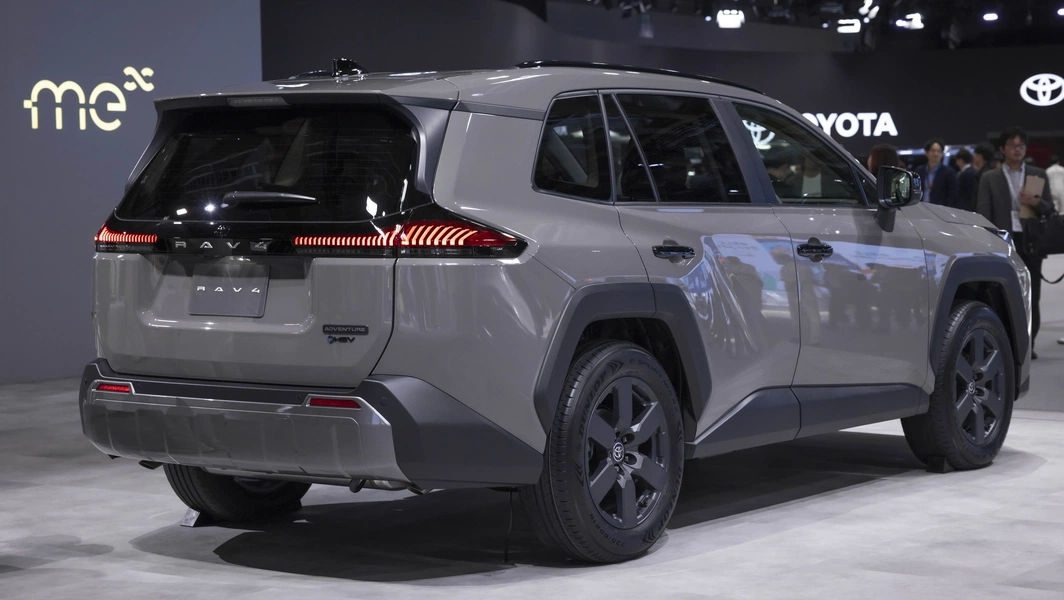 12 compact SUVs with strong performance and versatility