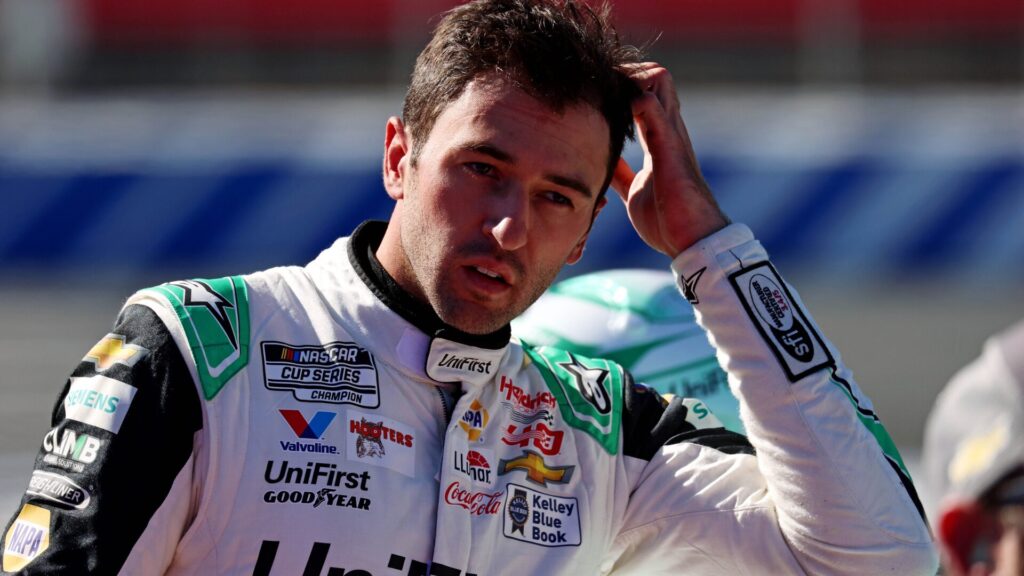 “That was my fault”: Chase Elliott issues apology as star driver walks ...