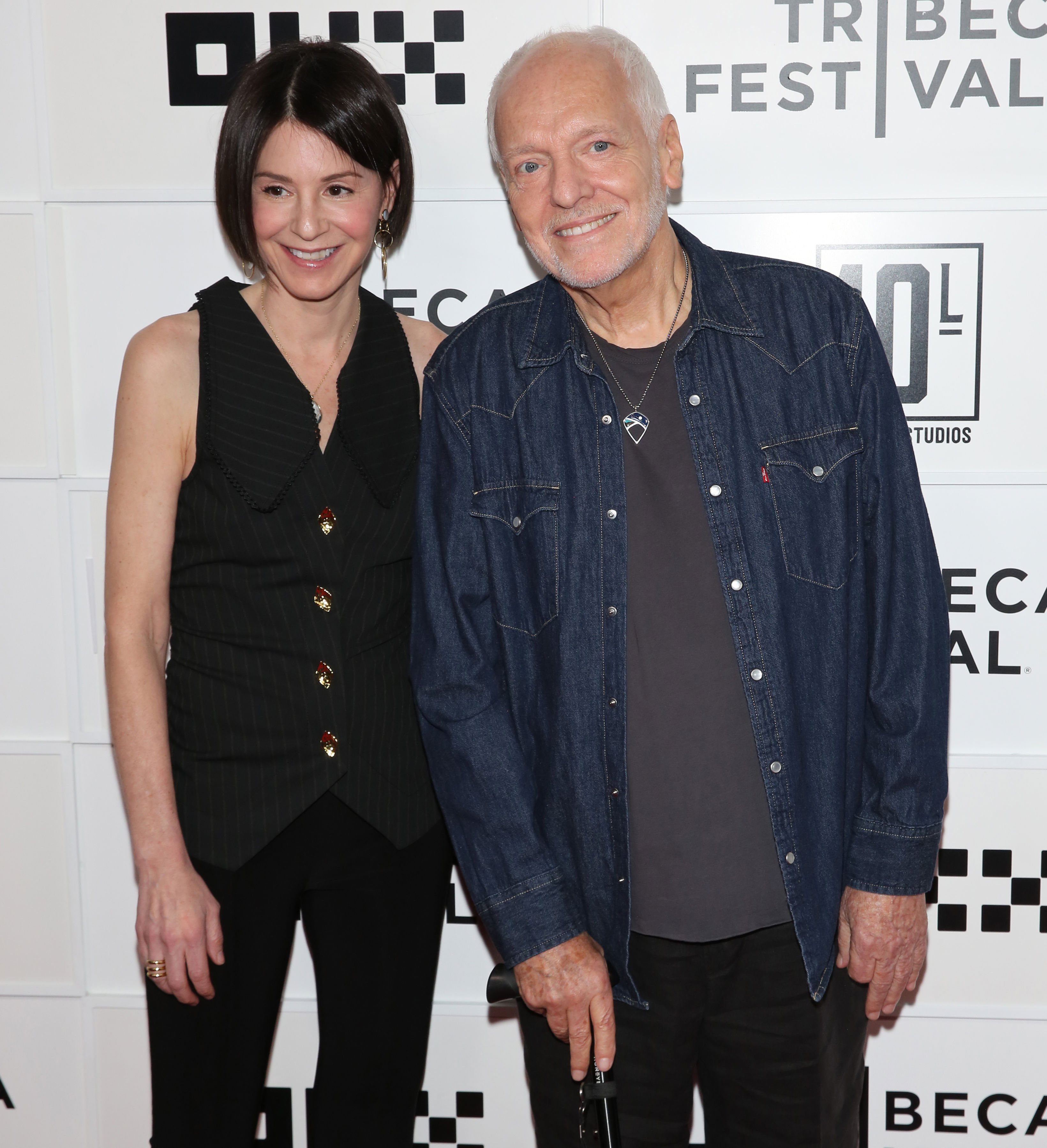 'Boy Meets World' stars reunite, Peter Frampton walks red carpet with ...