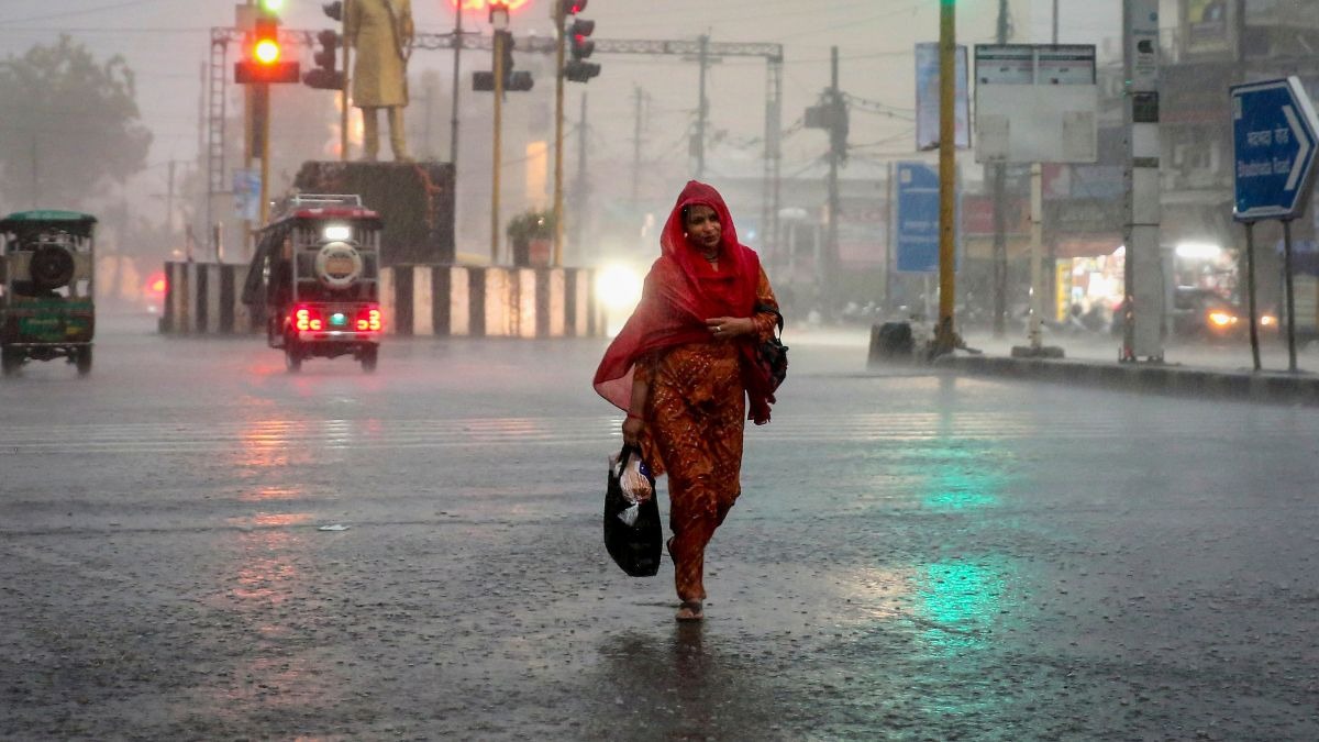 Red alert for rain: Karnataka to witness heavy downpour as monsoon enters