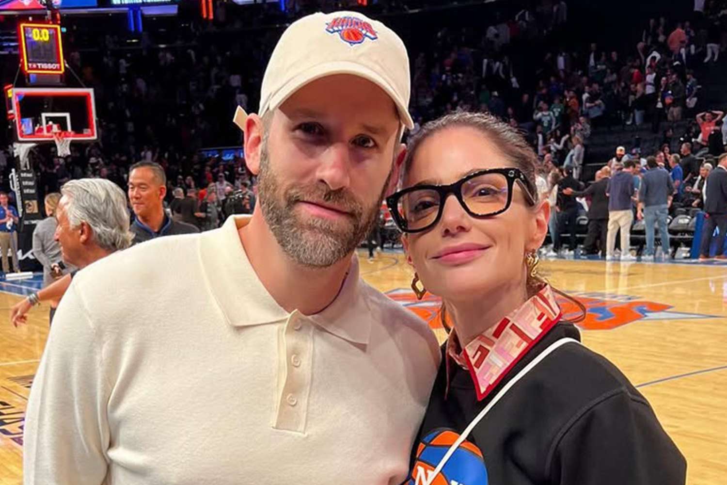 Actress Janet Montgomery reveals she and husband Joe Fox broke up 10 ...