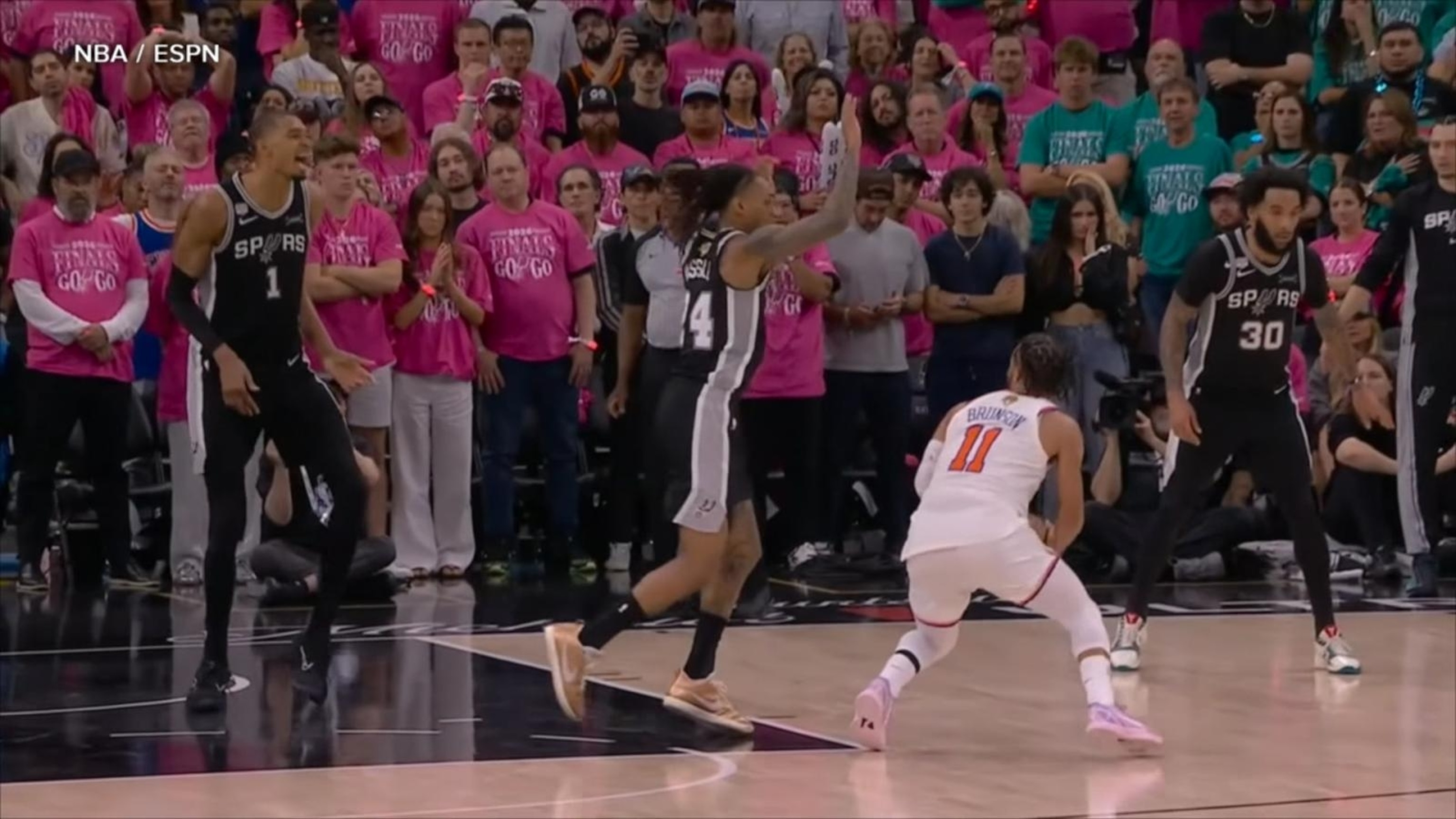Homecourt pressure and series momentum define Knicks' Game 3 vs. Spurs