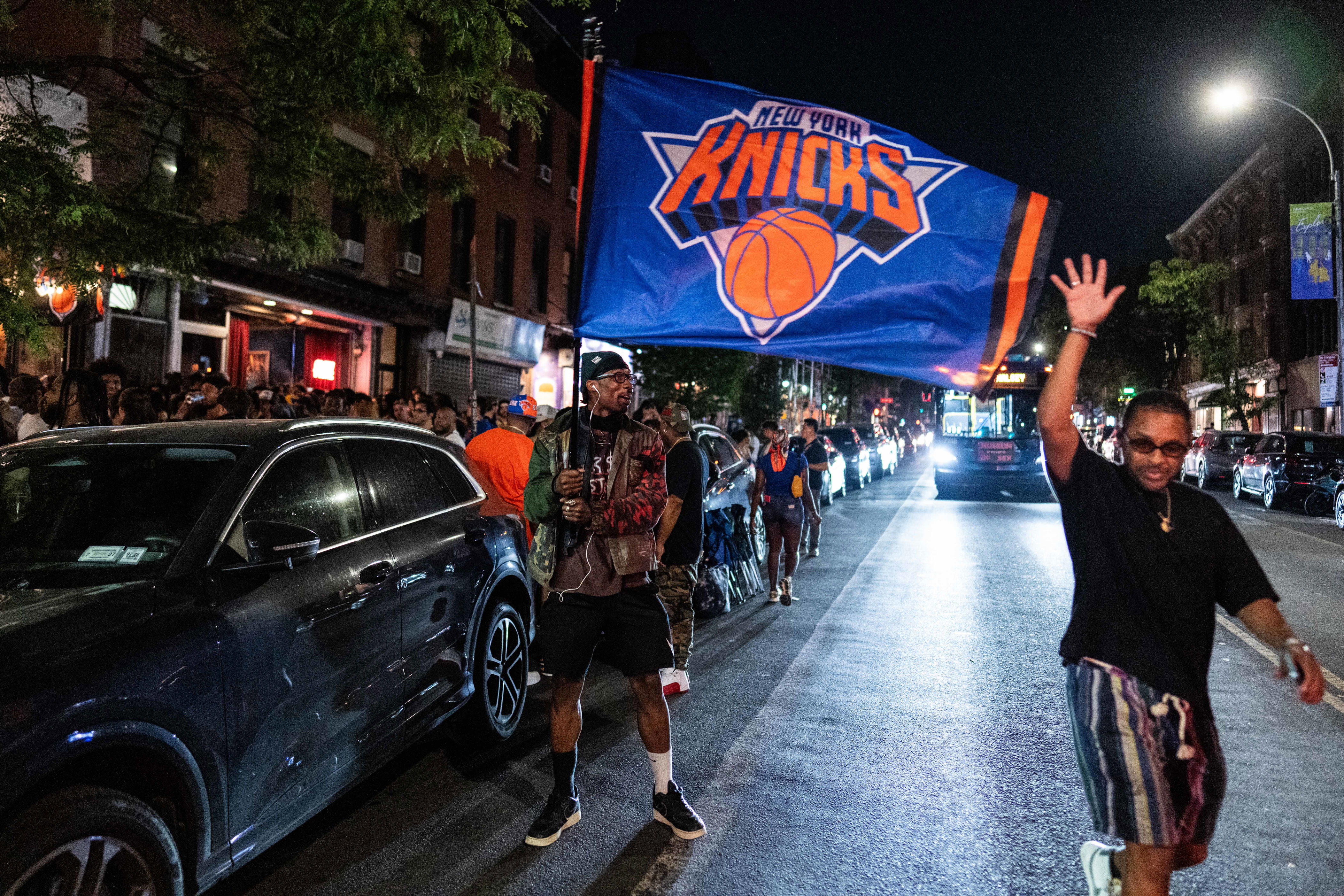 He grabbed a mic to riff about the Knicks. The rhyme became an anthem ...