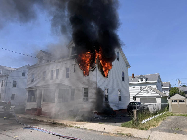 4 displaced by 3-alarm fire in Easthampton