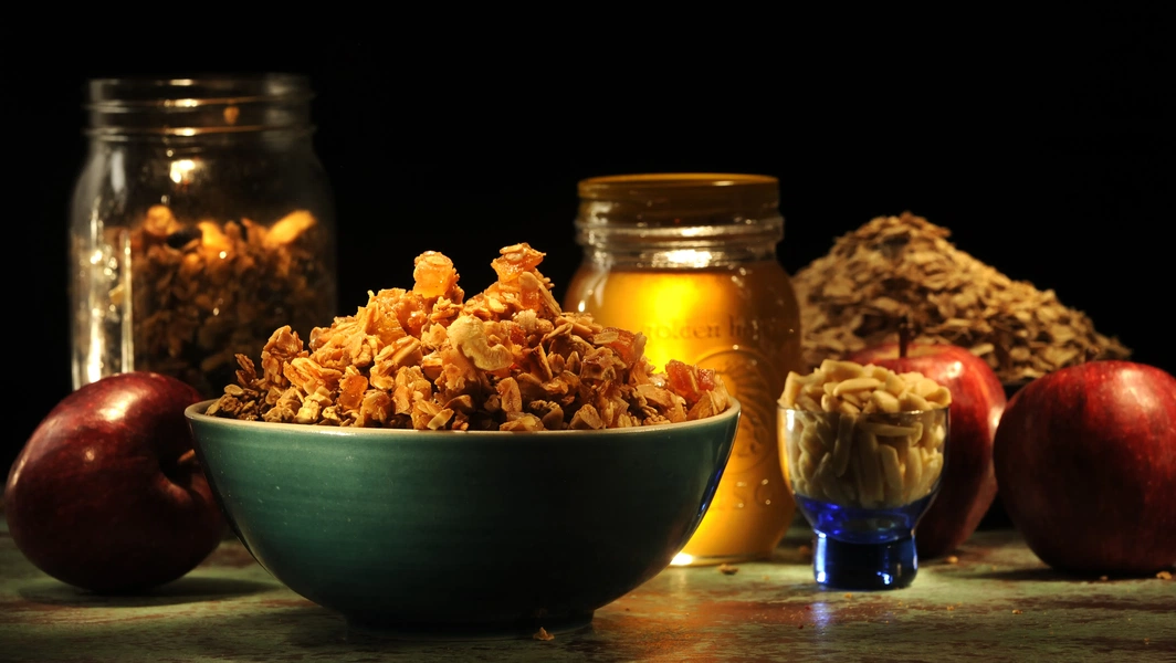 14 homemade granola recipes with varied flavors and ingredients