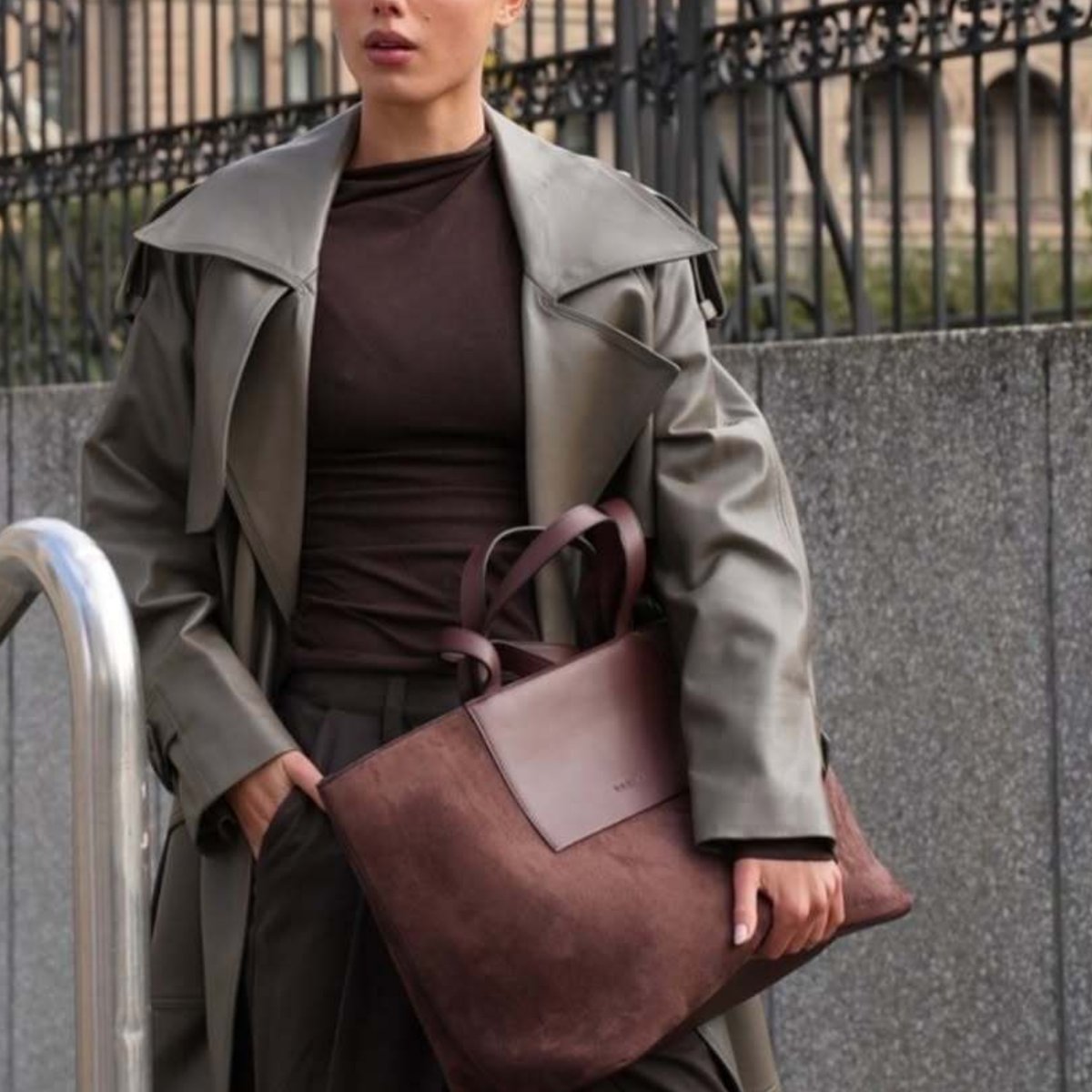 Yes, you can claim your work bag on tax. Here are 23 we're buying ...