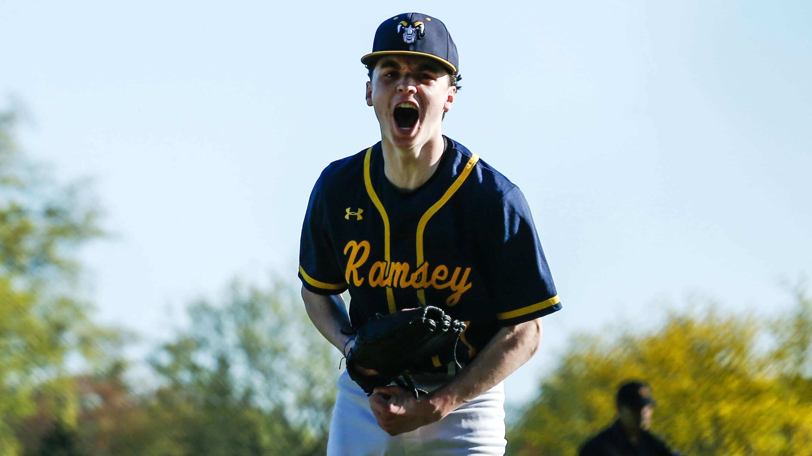 NJ baseball team leans on defense and early rally to win on the road in ...