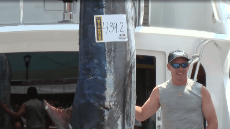 Savanna Leigh lands first blue marlin of 68th Big Rock Tournament ...