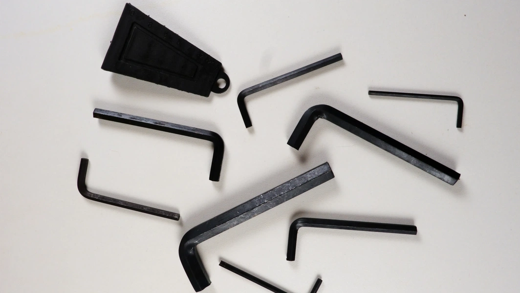 14 best car tool kits and accessories on Amazon