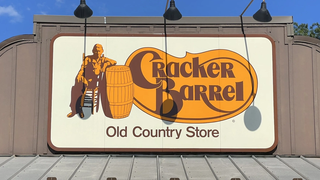6 Cracker Barrel summer finds under $20