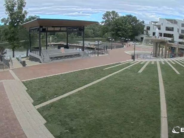 New lakefront stage unveiled in time for summer entertainment series