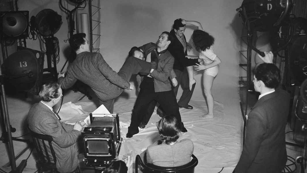 16 infamous behind-the-scenes movie clashes and disasters