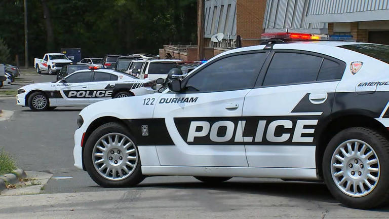 Man dies after being shot breaking up fight at Durham apartments