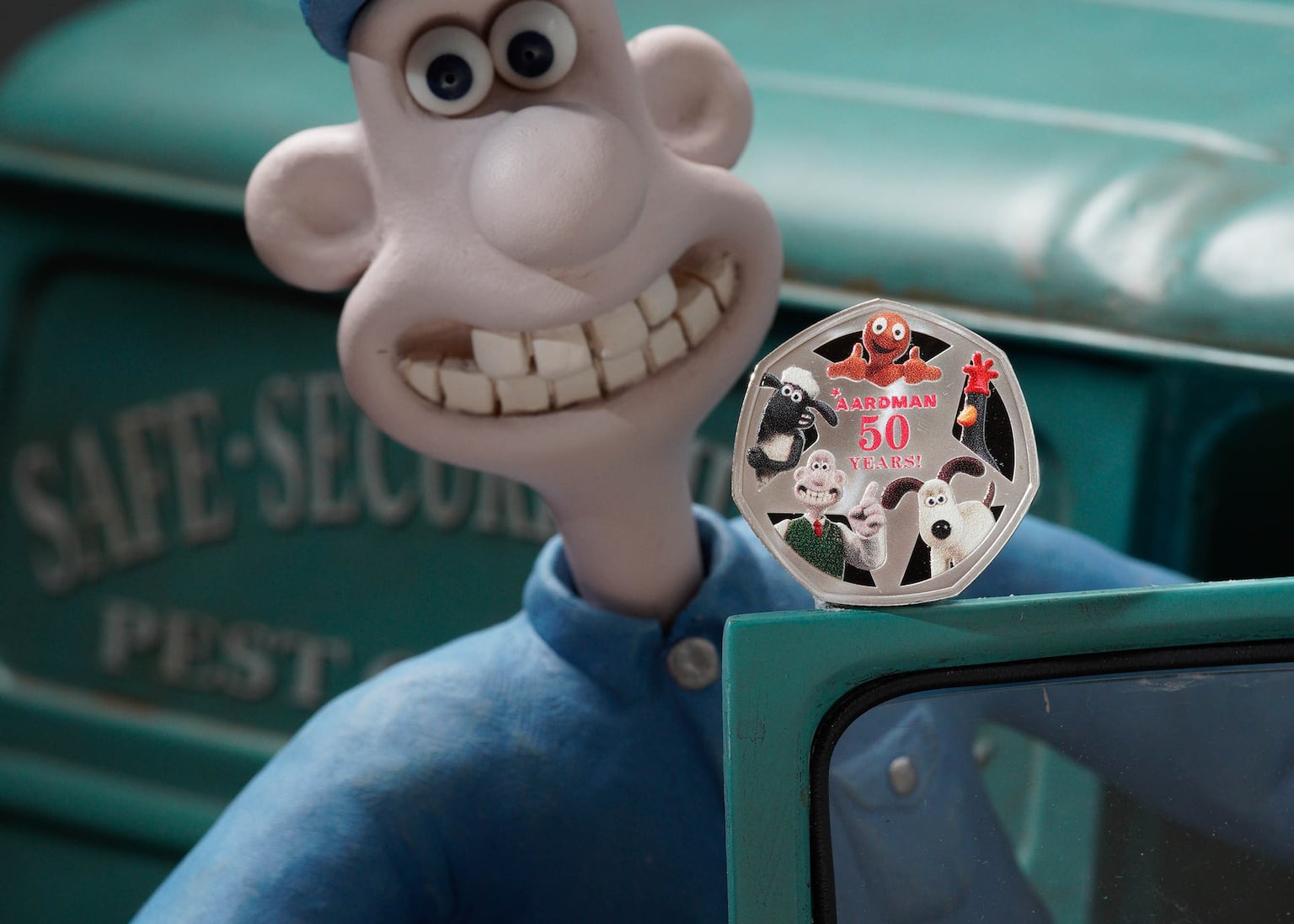 Cracking news Gromit! New Royal Mint 50p coin celebrates 50 years of ...