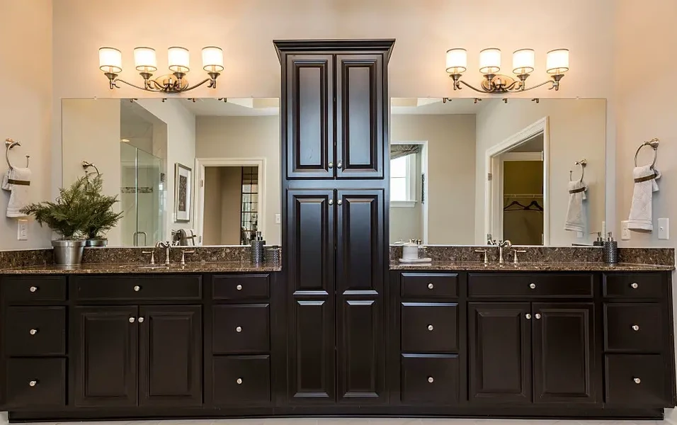 Double vanity ideas that blend style and function