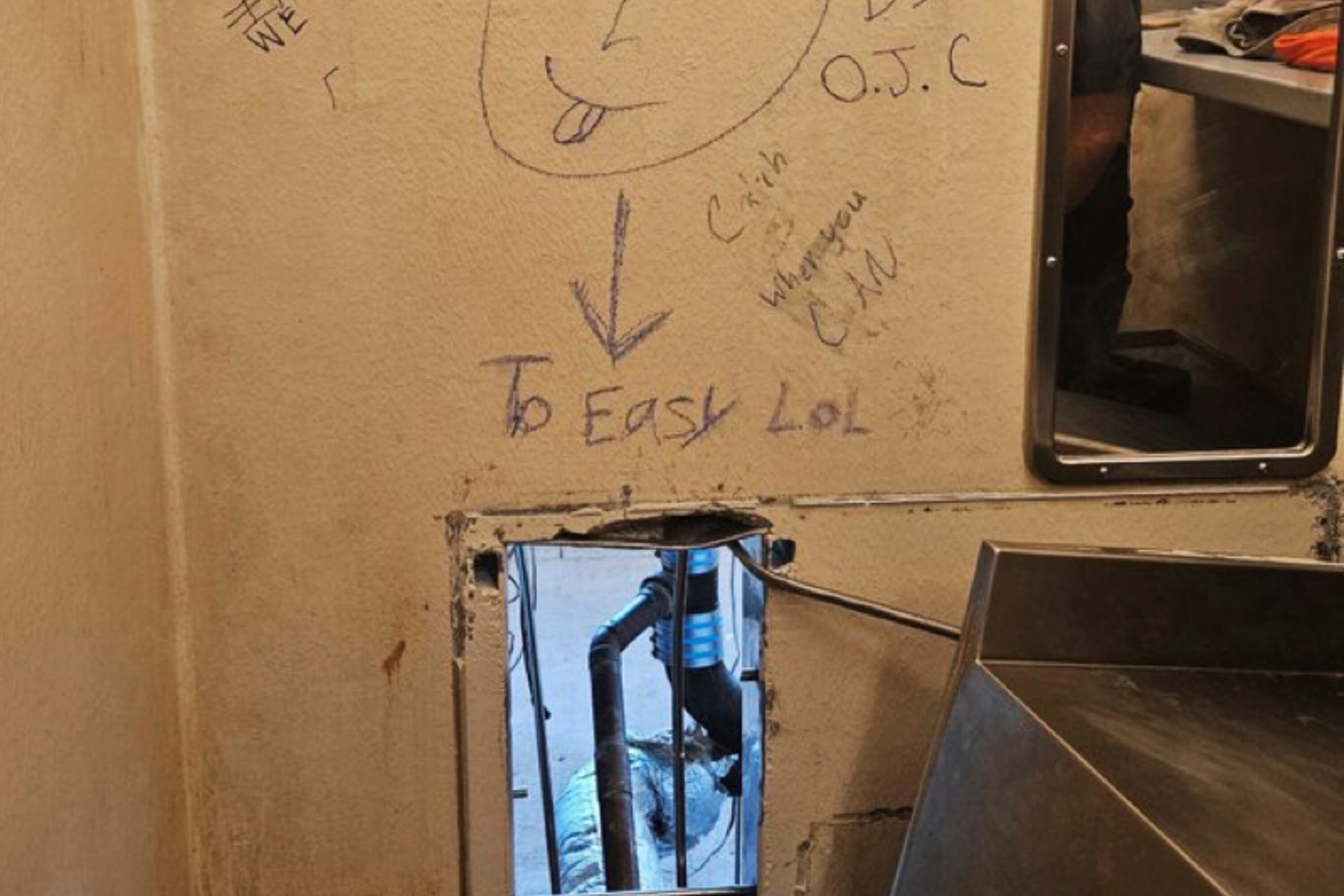 Angola bed shortage sends 4 jail escape defendants back to Orleans lockup