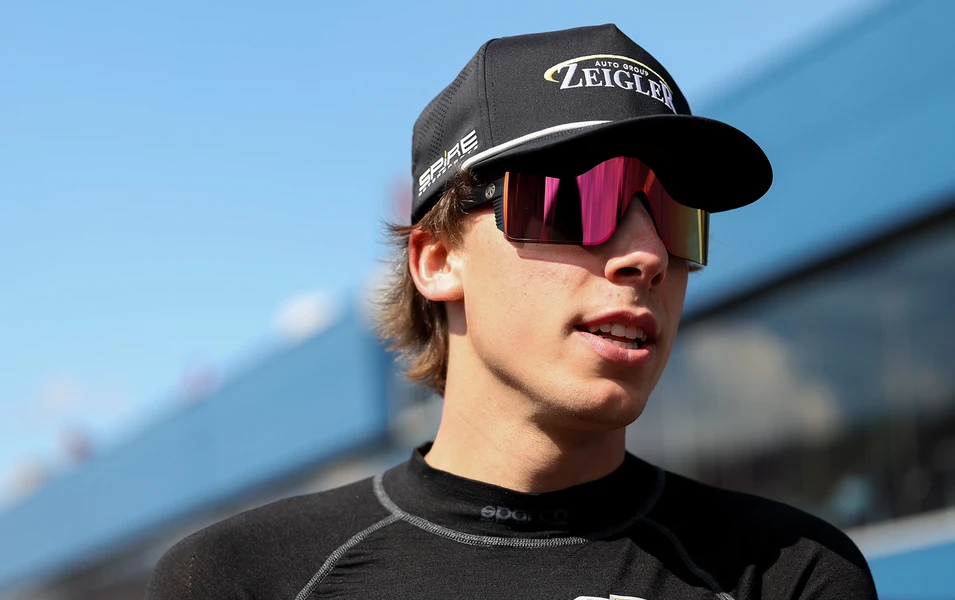 Hocevar's Michigan crash fuels debate over aggressive style