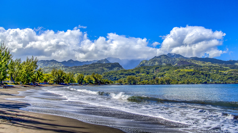 These beautiful Polynesian islands are the perfect addition to your ...