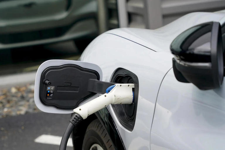 After three years of poor response, PCMC to seek fresh bidders for EV ...