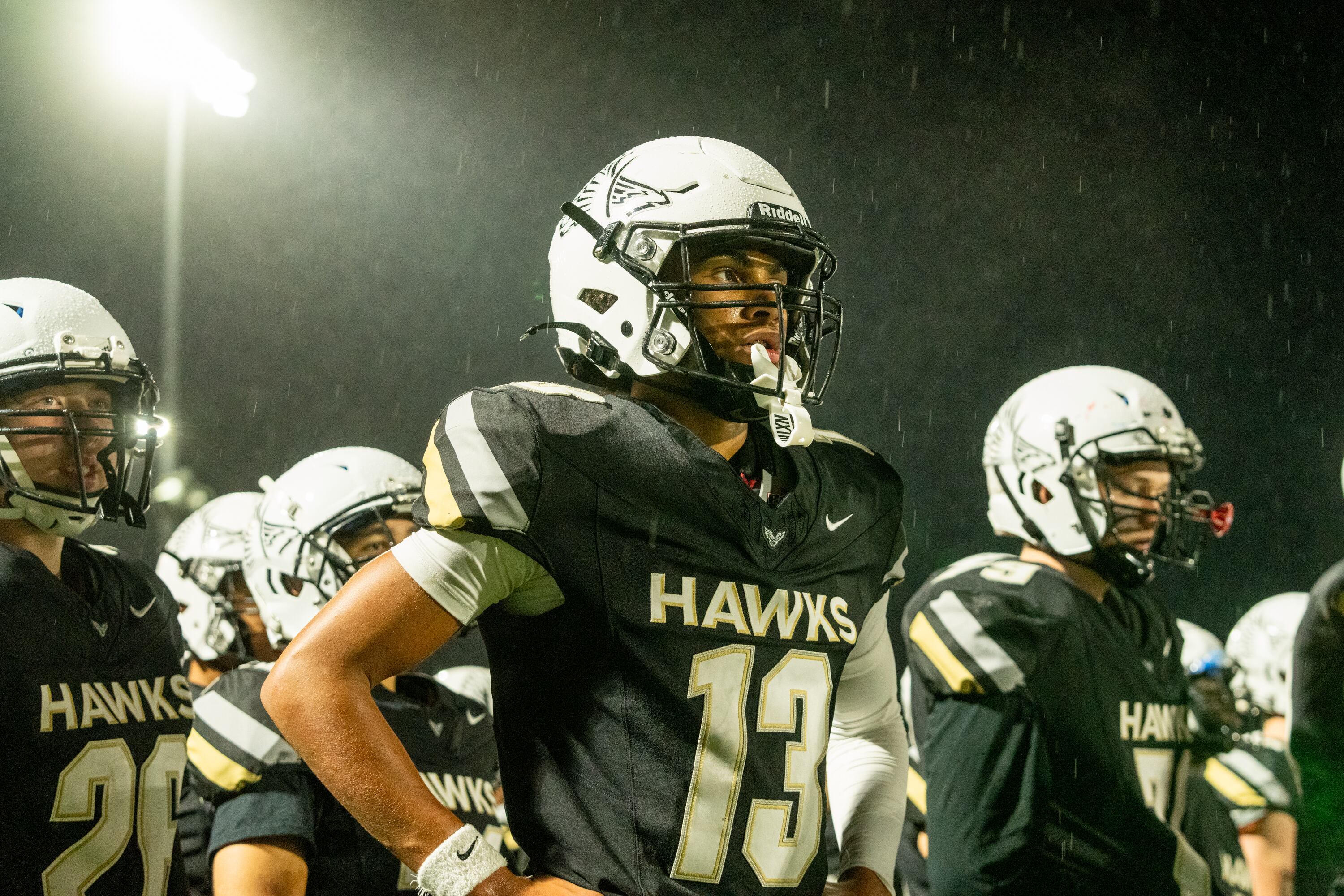Oregon football flips local high school star 4 days after he committed ...