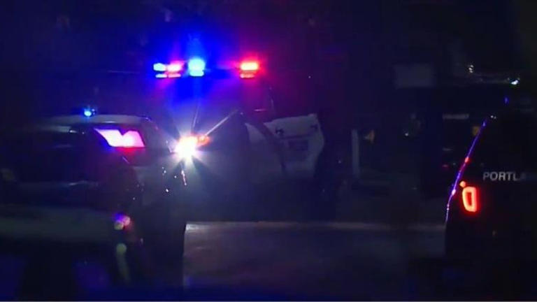 71-year-old man dies in hospital after being hit by driver in SE Portland