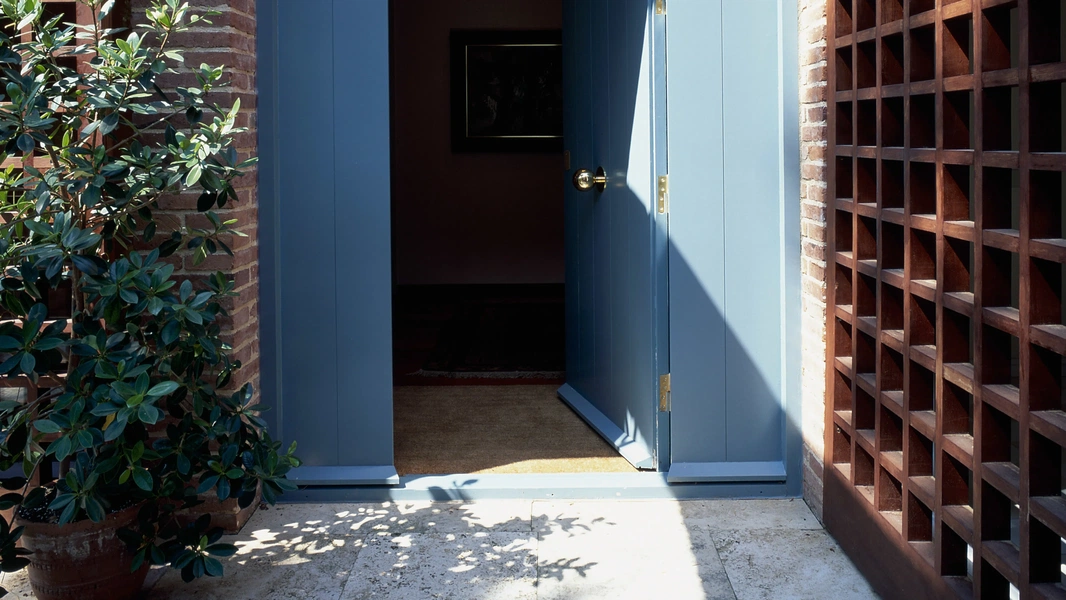 11 best and worst front door colors for gray homes
