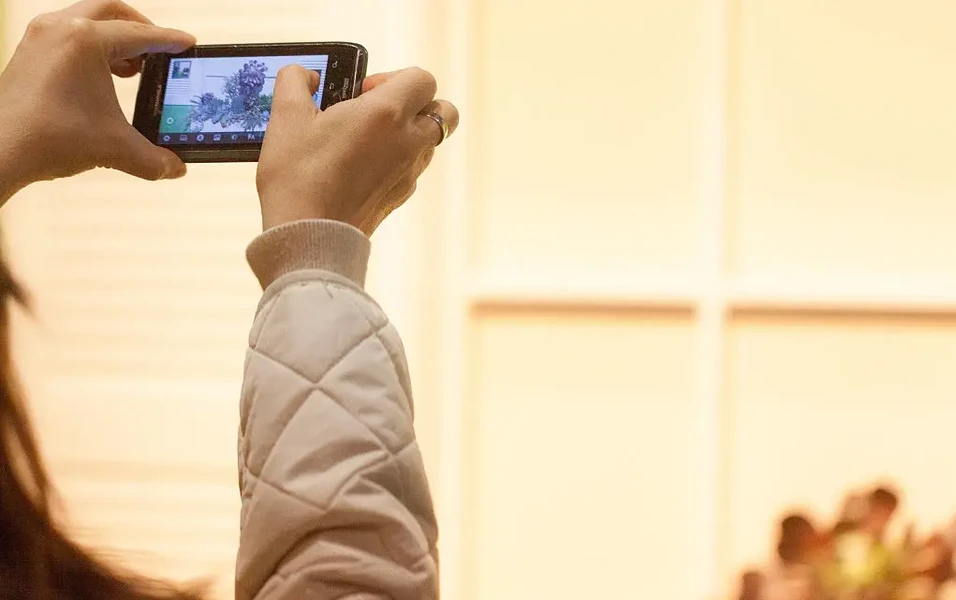 Experts weigh mental trade-offs of documenting everything