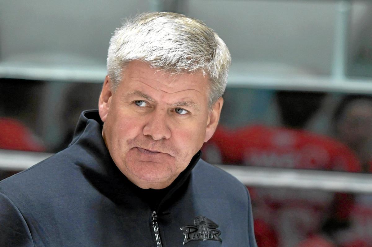 Jetzt ist es fix: Augsburger Panther verlängern mit Trainer Bill Peters