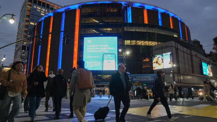 Who won Knicks celebrity row contest? Meet the private equity firm that ...