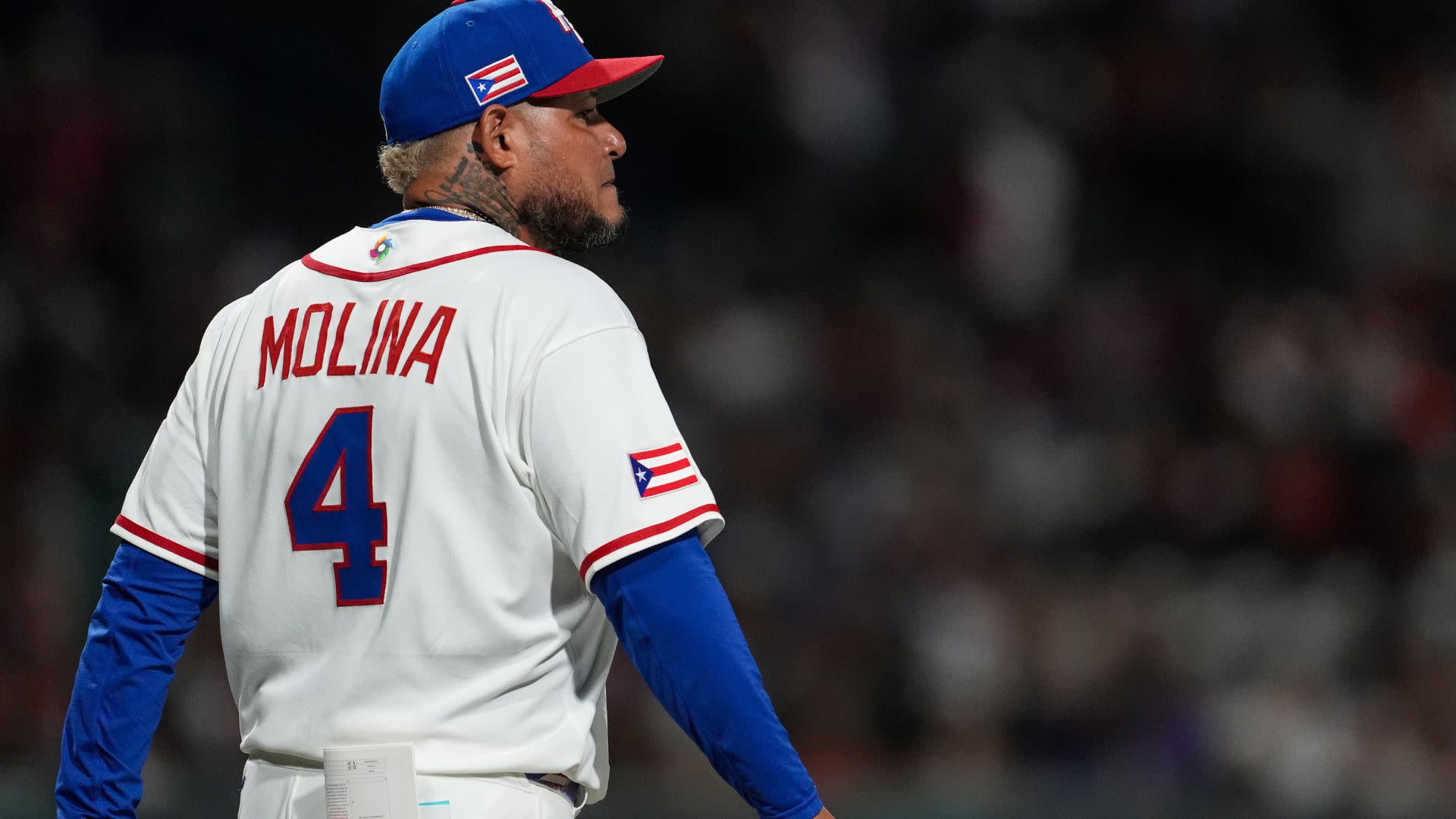 MLB legend Yadier Molina says plane that crashed was headed to pick him up