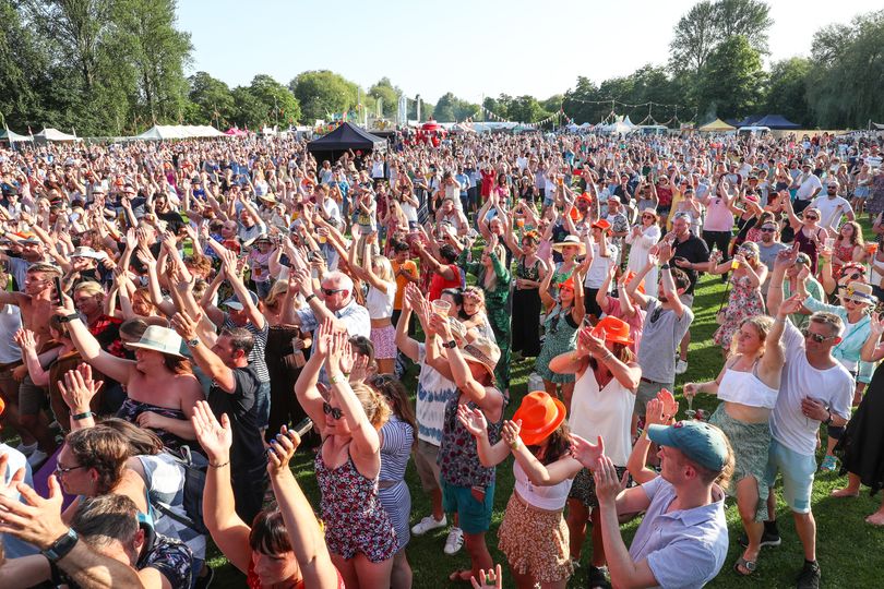 Edinburgh to welcome 'chart-topping stars' as popular festival returns ...