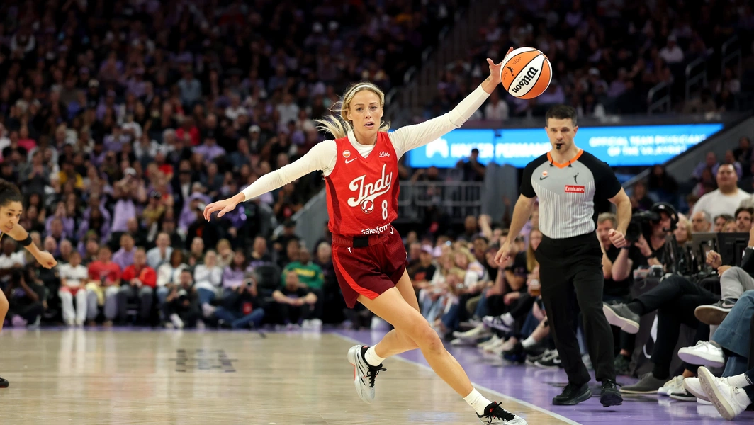 Cunningham backs Fever coach despite benching and rising pressure