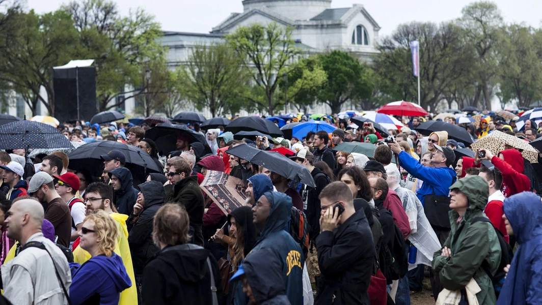 Religious decline and the rise of secular communities