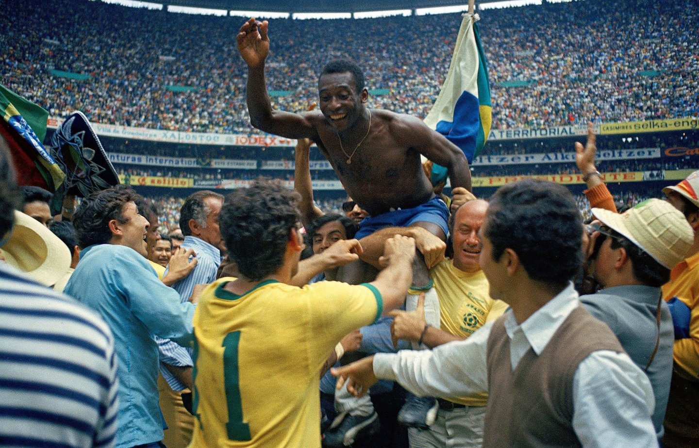A vitória do Esquadrão de Ouro onde Pelé se tornou rei