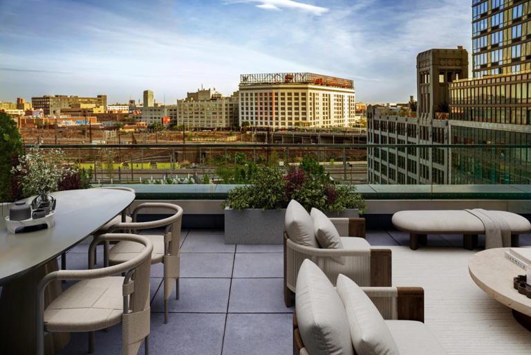 Queens penthouse hovering 70 stories above ground is the highest in the ...