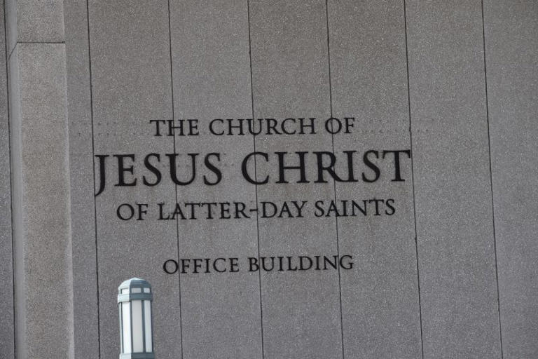 Pentagon reworks religion list after Mormons speak out