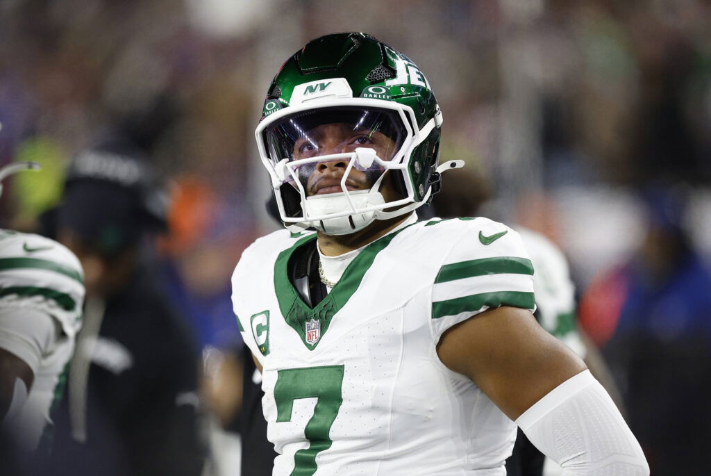 Ex-Chiefs TE makes bold Justin Fields prediction amid concerning ...