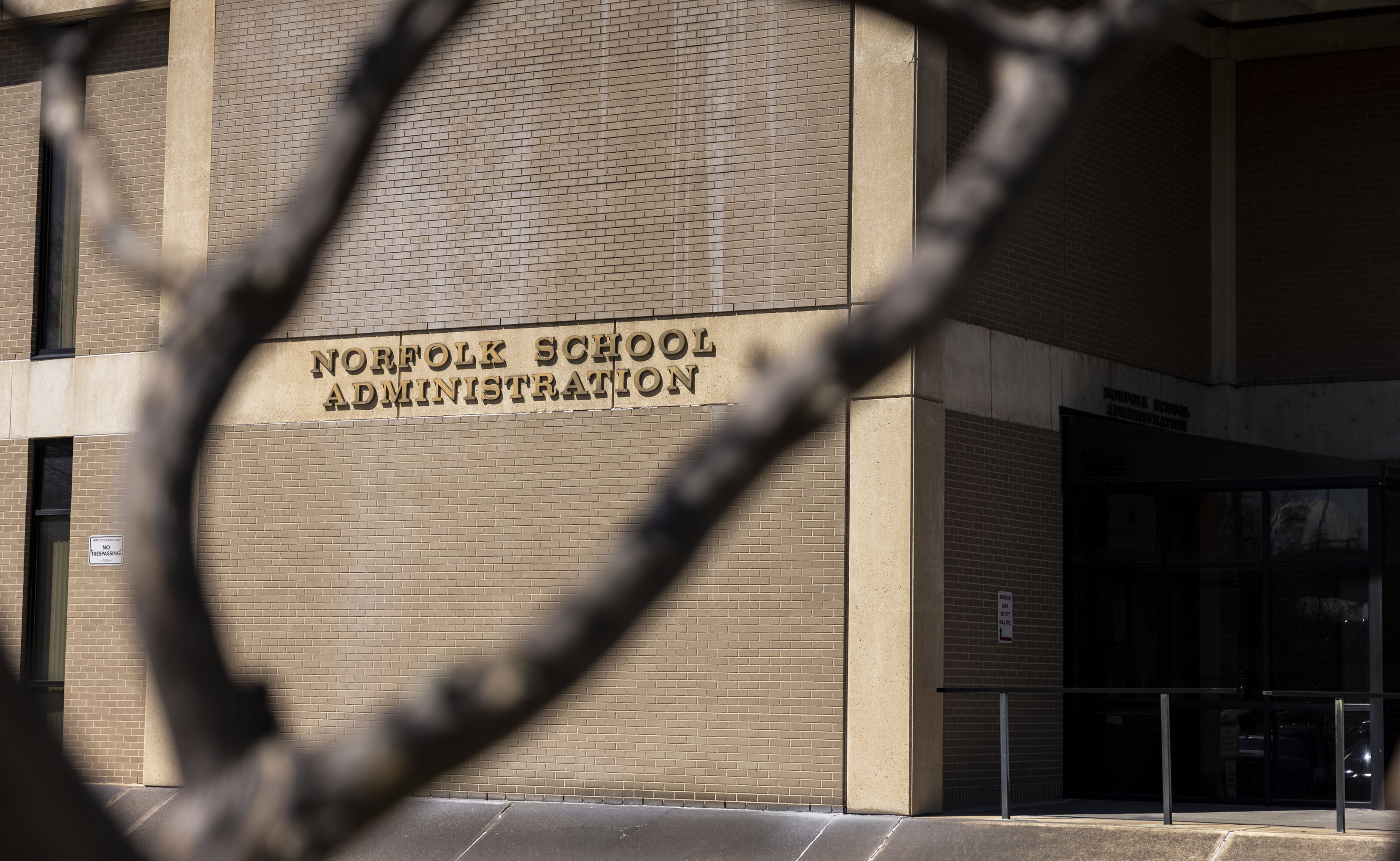 Transgender student sues Virginia school district for bullying ...