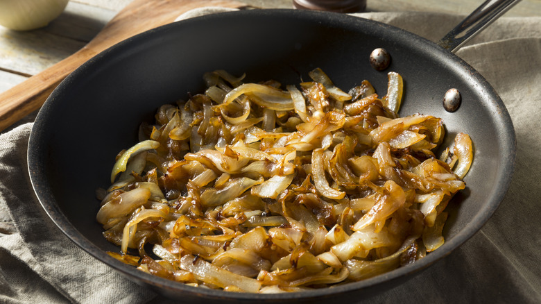 Don't waste time: caramelize onions in the microwave instead of a pan