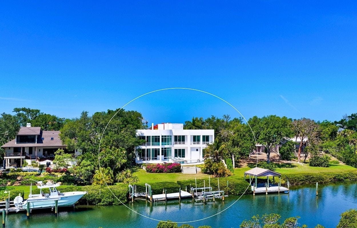 In Sarasota, a former 'Home of the Year' hits the market on Siesta Key ...