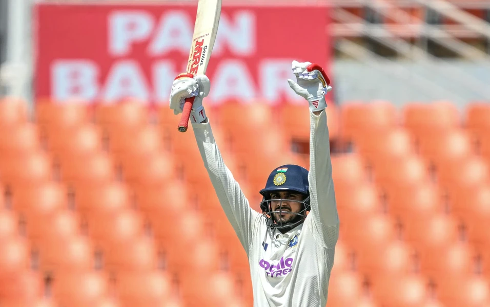 Gill sets 350-run first innings target as Test blueprint