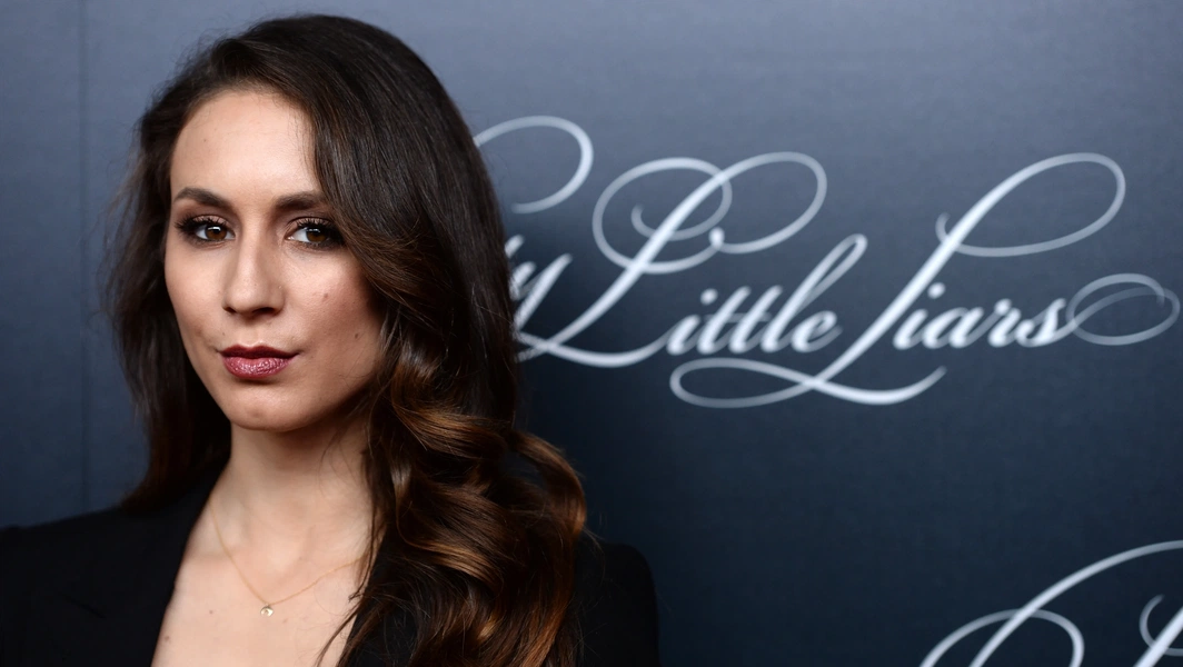 Pretty Little Liars marks 16 years with cast updates and fan nostalgia