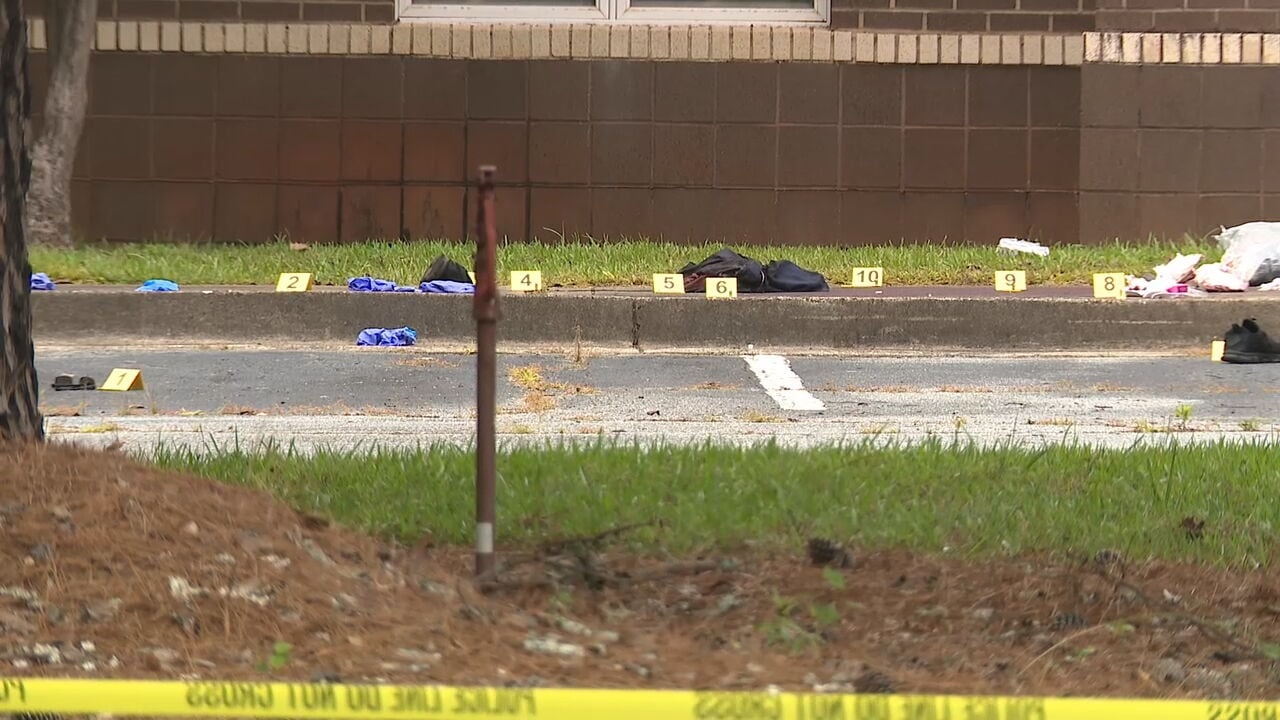 Man shot after stabbing police officer in abandoned metro Atlanta building