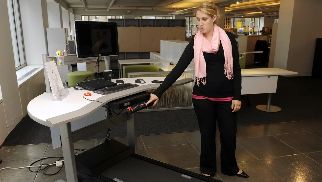 12 space-saving fitness tools for home and office