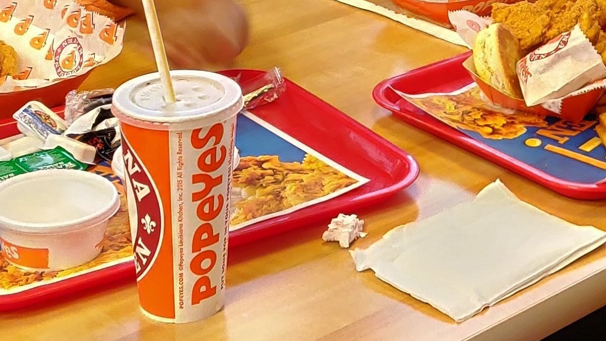 Popeyes brings back a $6 meal deal as fast-food prices rise. Could this ...