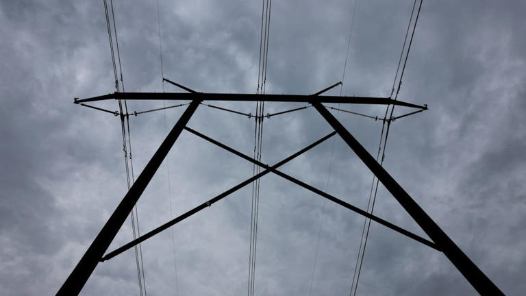 Loudoun Co. fights Dominion Energy over proposed transmission lines ...