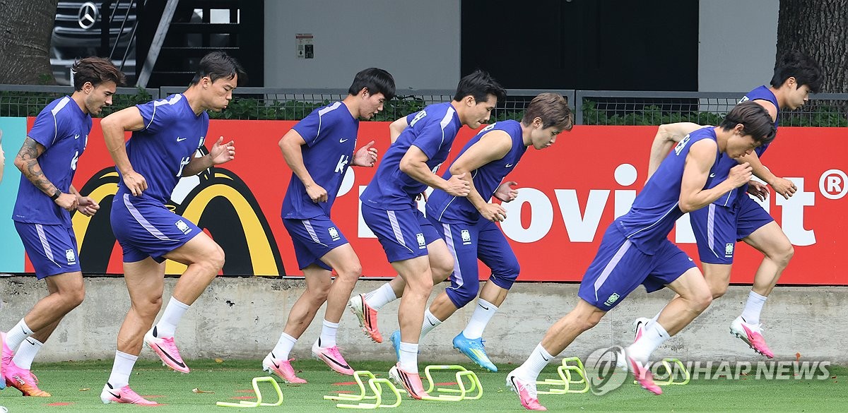 S Korean players train in Mexico