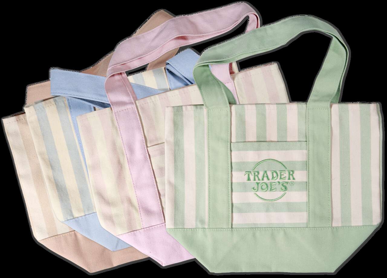 Trader Joe's summer mini tote bags coming soon. How to get them in ...