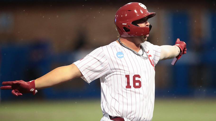 Oklahoma stuns college baseball world with upset run to Men’s College ...